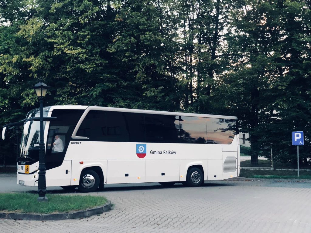 Nowoczesny autokar jest już w Fałkowie 02 - TKN24