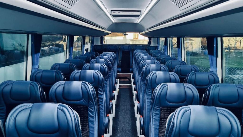 OTOKAR ULYSO T – nowy autokar szkolny w Fałkowie (1) - TKN24